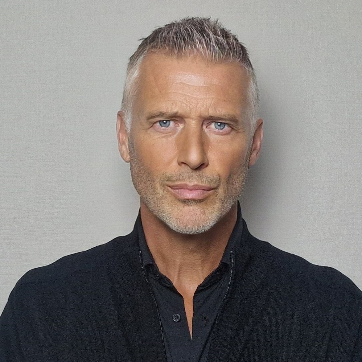 Ray van Zuijlen - Home